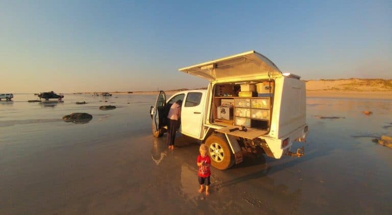 Fitting out our Dmax gull wing canopy