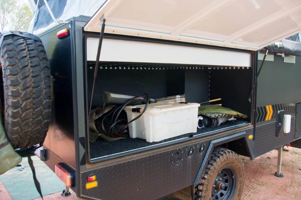 Our new Hybrid Camper; a Lifestyle Reconn R2