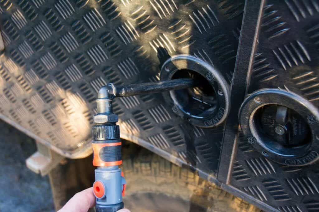 How to easily fill your water tanks travelling Australia