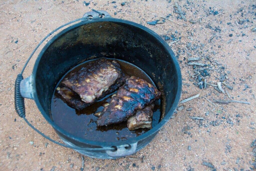 50 easy camping meal ideas anyone can do (In Australia)