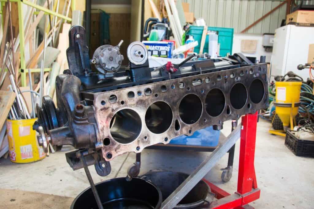 FJ45 rebuild; bringing a 47 year old 4WD back to life