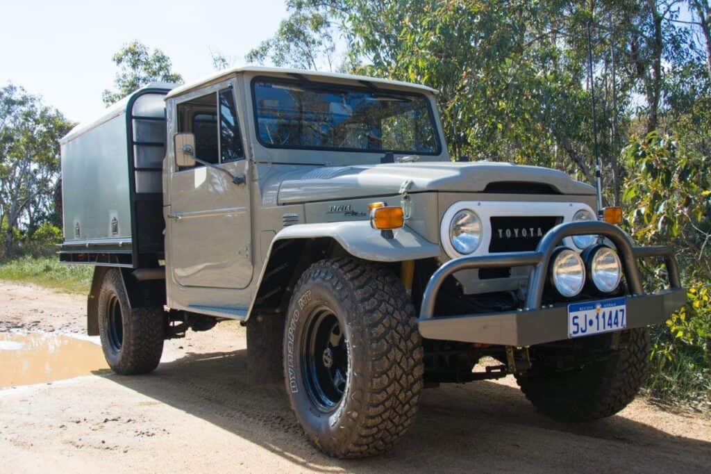 FJ45 rebuild; bringing a 47 year old 4WD back to life