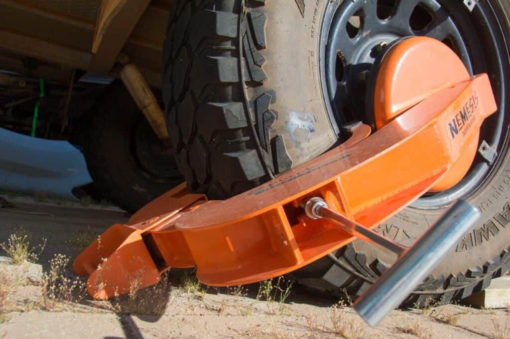 Nemesis Wheel Clamp Review; is the big brute any good?