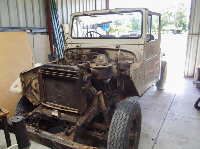 FJ45 rebuild; bringing a 47 year old 4WD back to life