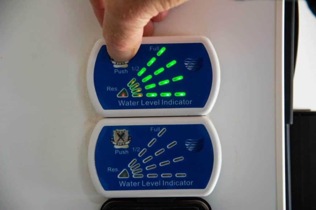 How to easily fill your water tanks travelling Australia