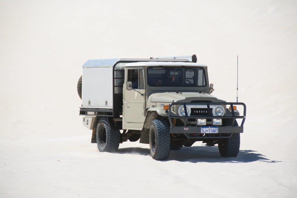 FJ45 rebuild; bringing a 47 year old 4WD back to life
