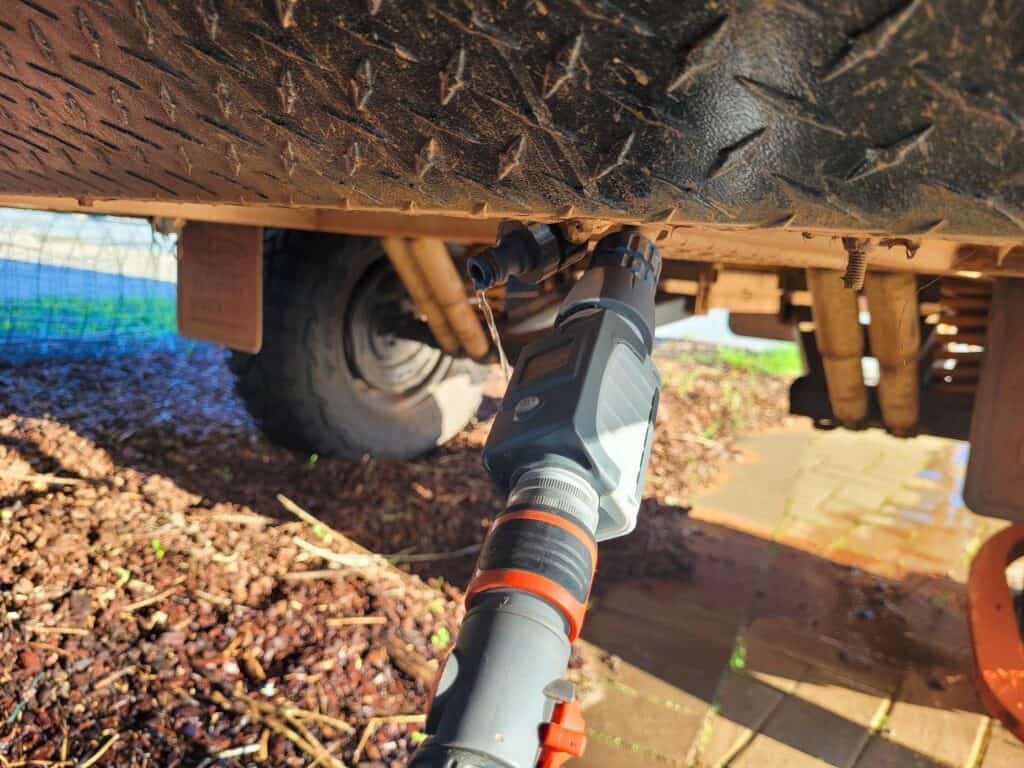 How to easily fill your water tanks travelling Australia