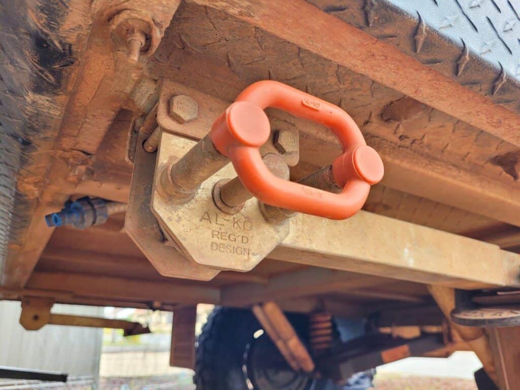 How to easily level a caravan or camper trailer