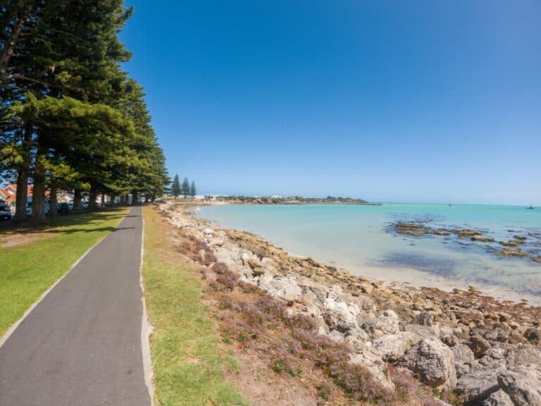 Robe 4WD Tracks; incredible beach driving in South Australia