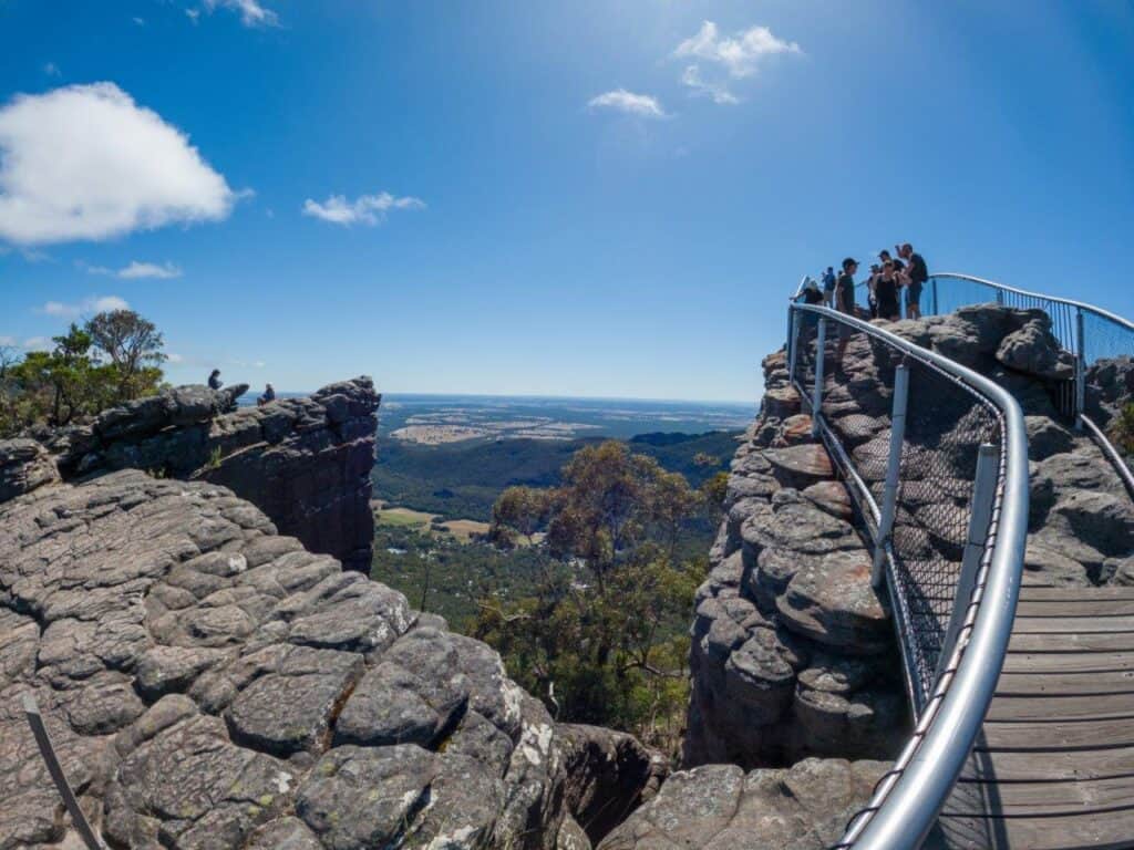 The Pinnacles in the Grampians; a ripper hike with magic scenery