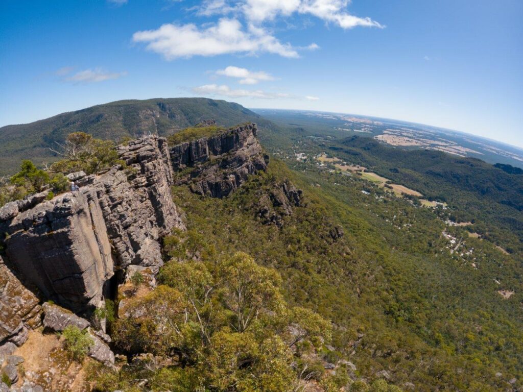 The Pinnacles in the Grampians; a ripper hike with magic scenery
