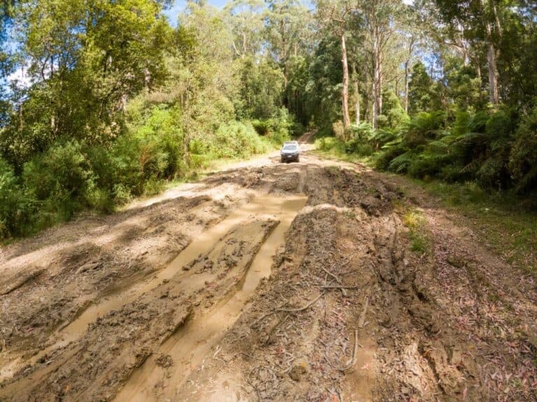 4WD Tracks; a free guide to great drives all over Australia