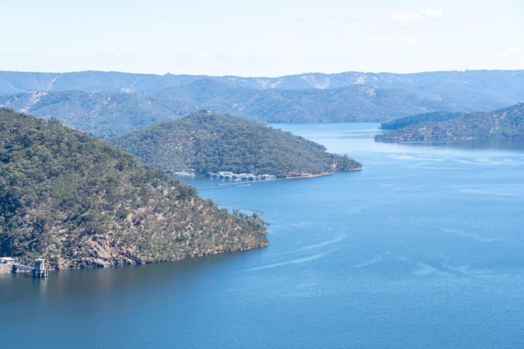 Lakeside Campground on Lake Eildon, with stunning views