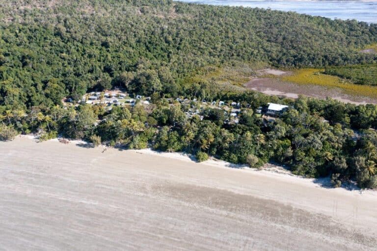 Ball Bay, Cape Hillsborough National Park