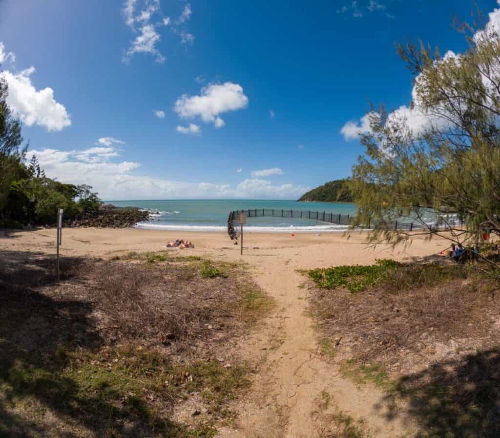 Ball Bay, Cape Hillsborough National Park