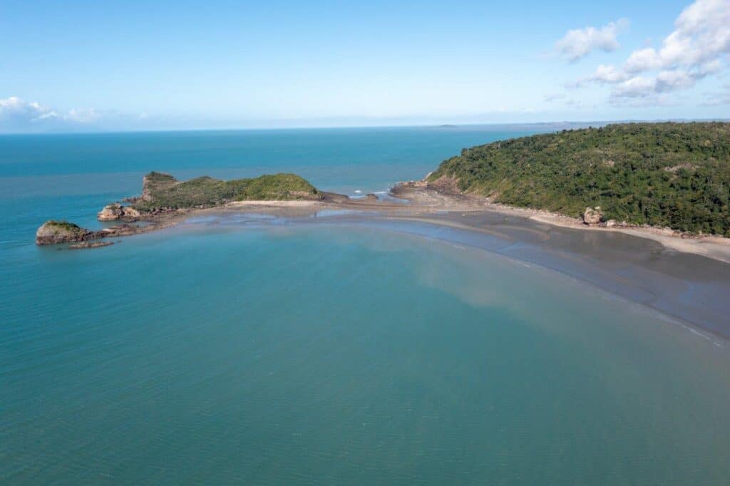 Ball Bay, Cape Hillsborough National Park
