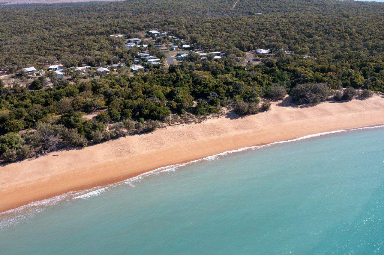 Stanage Bay; incredible beach camping - 4WDing Australia