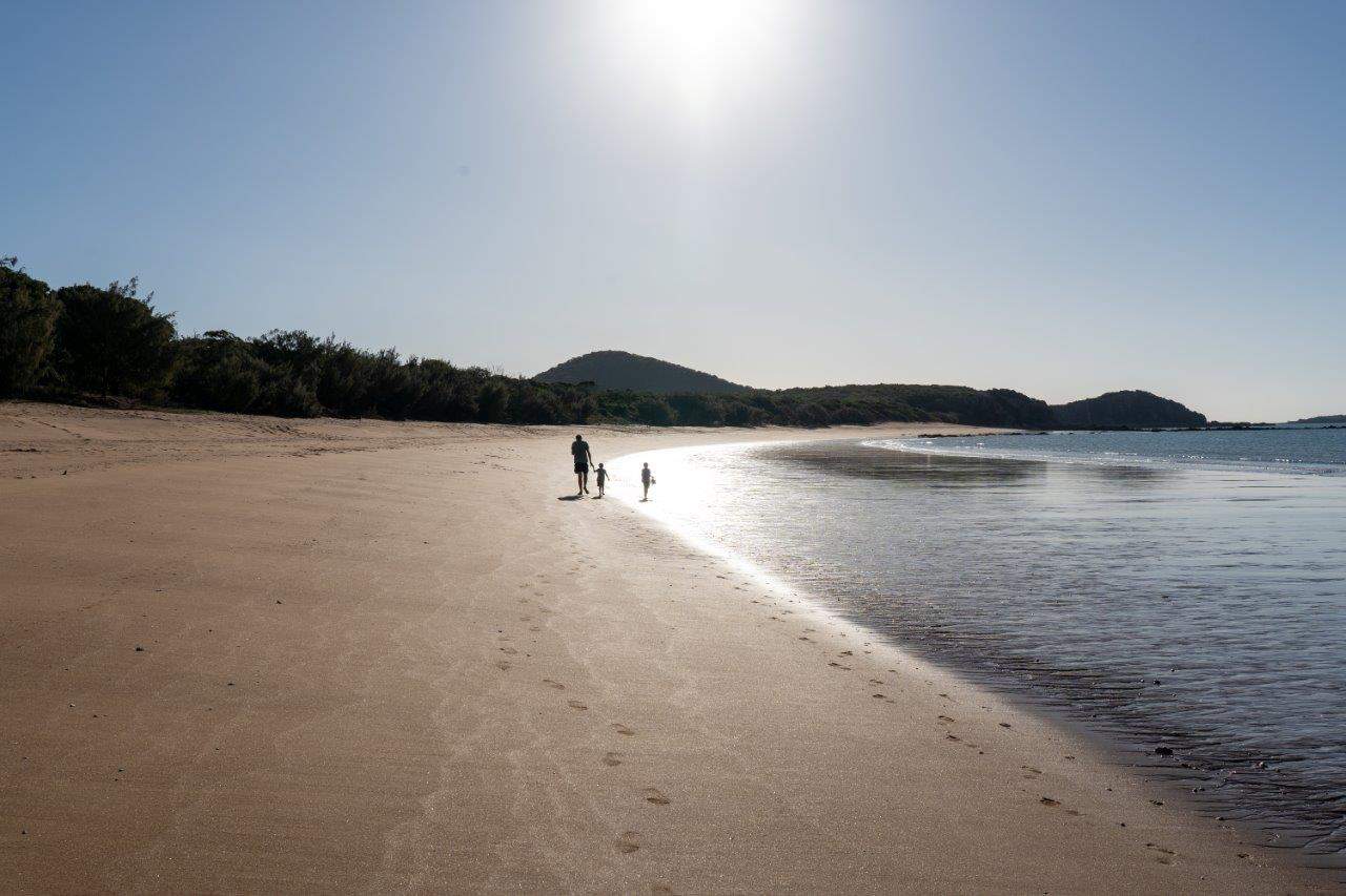 Stanage Bay; incredible beach camping - 4WDing Australia