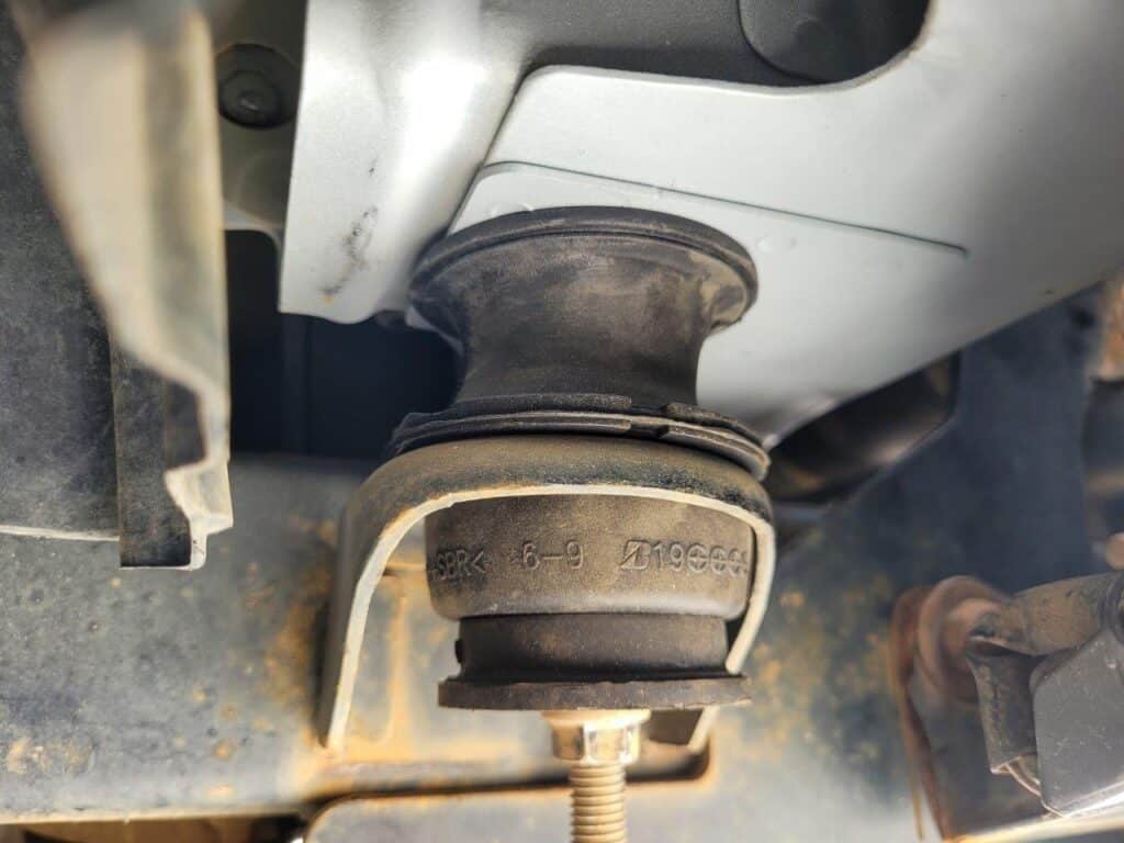 A second set of body mounts on our Isuzu Dmax - 4WDing Australia
