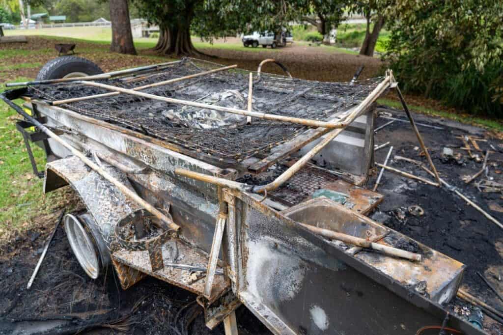 12V fires; a camper trailer burnt to the ground- 4WDing Australia