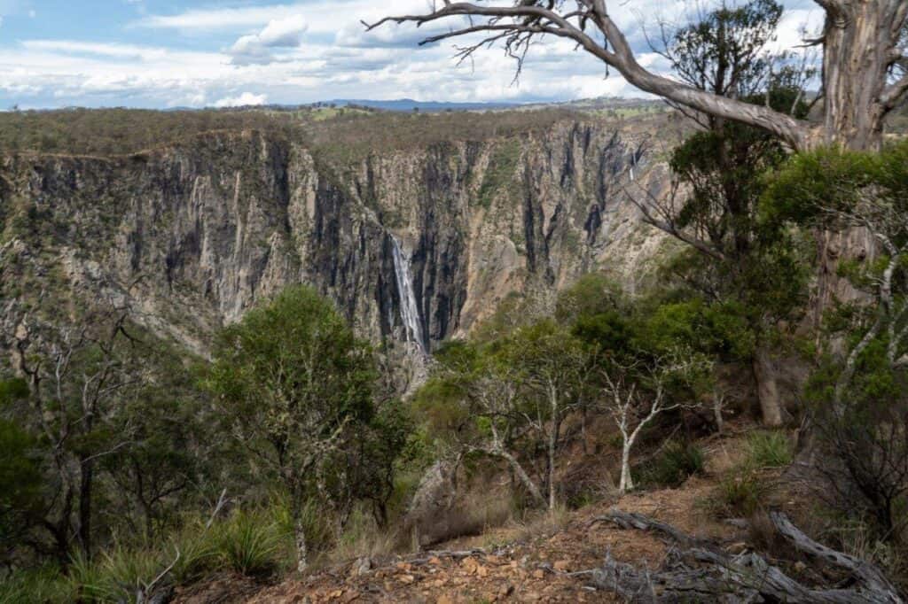 Wollomombi Falls and Campground - 4WDing Australia