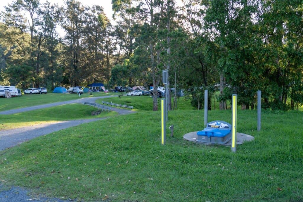 Bendeela Camping; wombats and river front bliss - 4WDing Australia