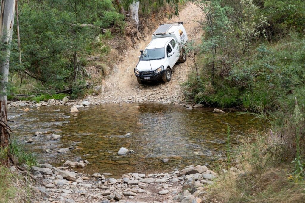 Crooked River Track; short, stunning scenery and lots of crossings ...