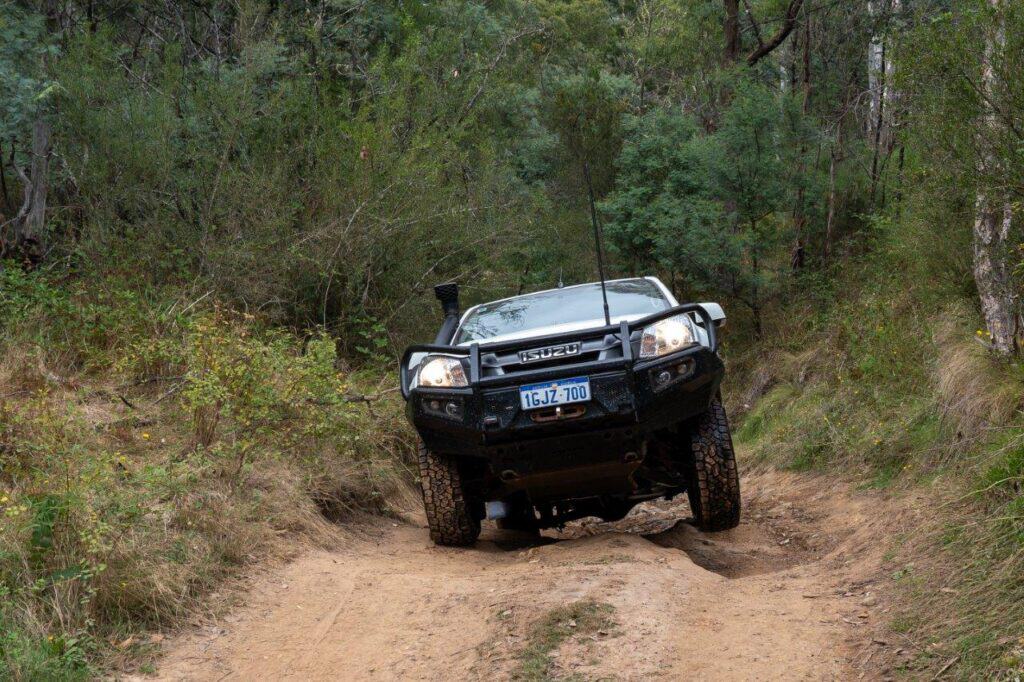 Crooked River Track; short, stunning scenery and lots of crossings ...