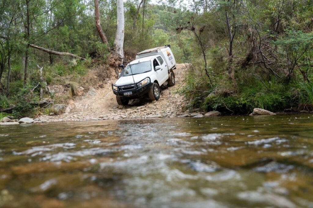 Crooked River Track; short, stunning scenery and lots of crossings ...