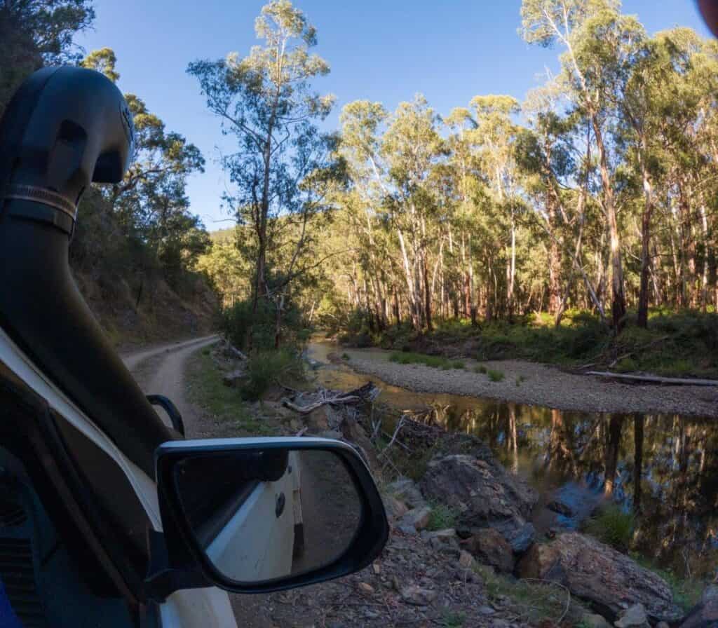 Crooked River Track; short, stunning scenery and lots of crossings ...