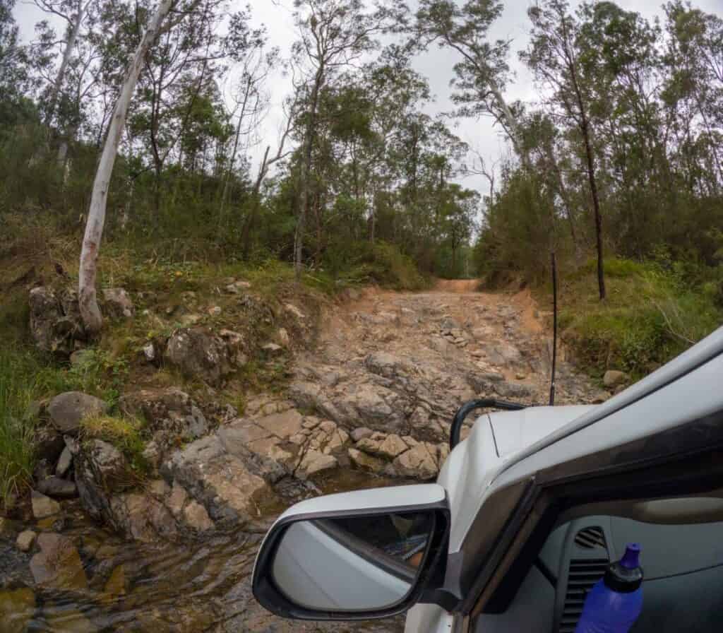 Crooked River Track; short, stunning scenery and lots of crossings ...