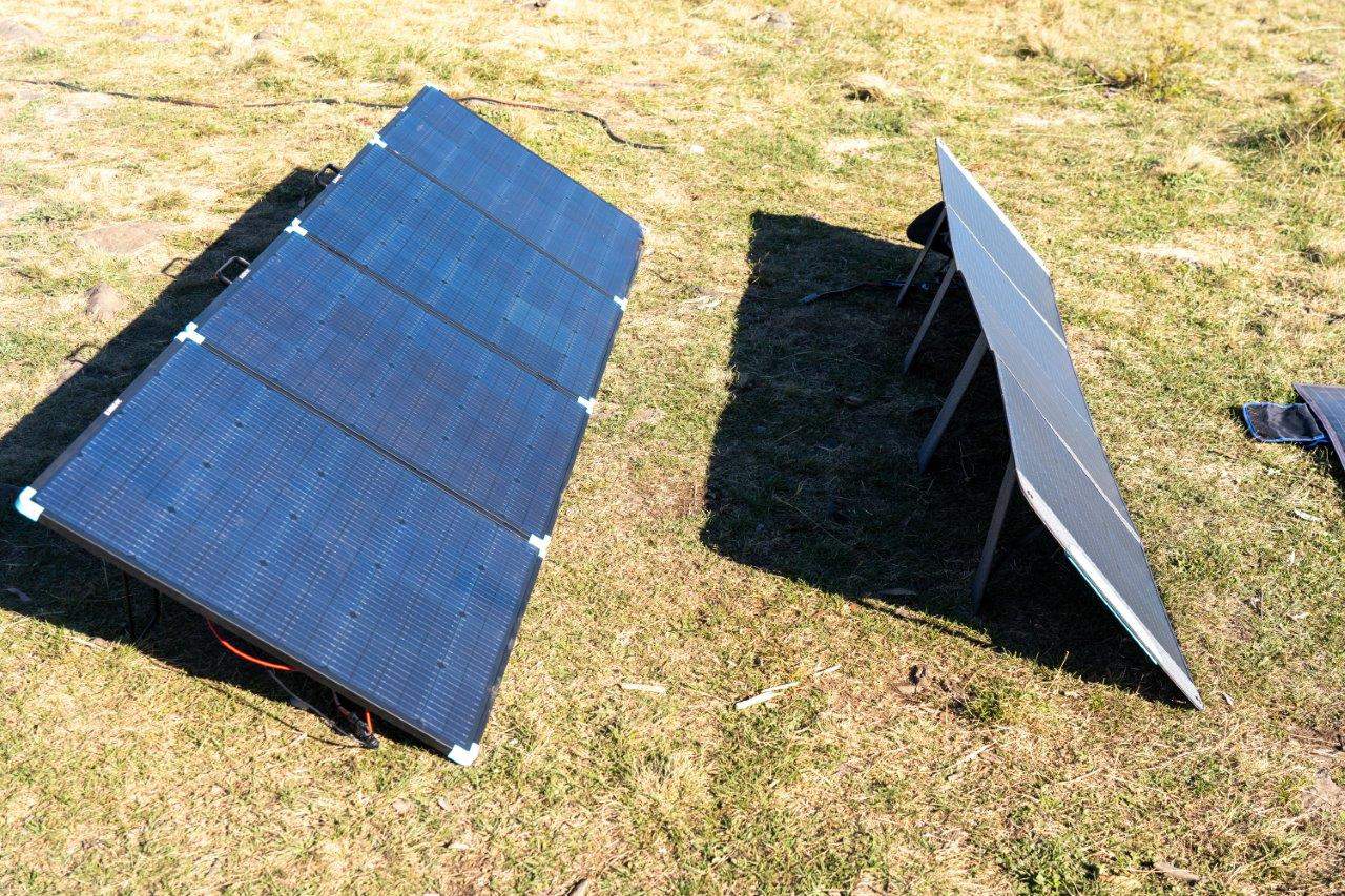 Renogy 200W Portable Folding Solar Panel review - 4WDing Australia